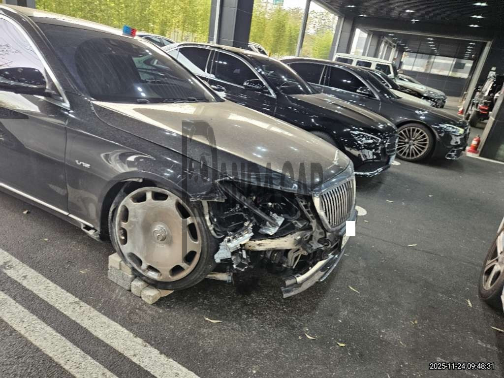 Mercedes-Maybach S650 - Panda Car